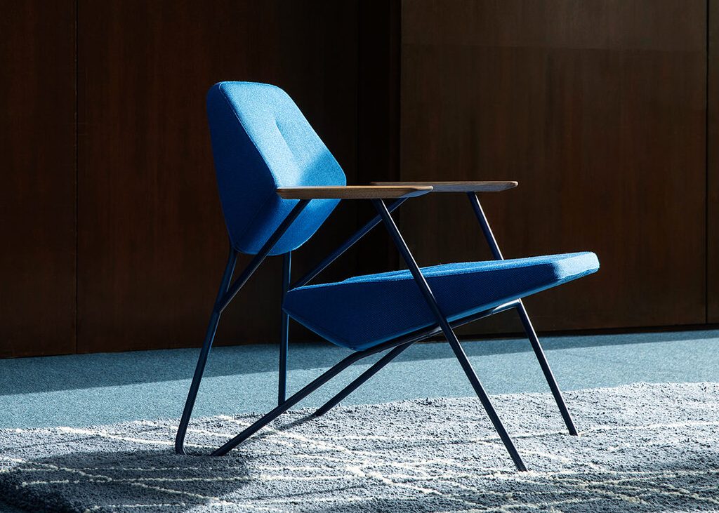 Polygon Easy Chair – Bonaldo Montréal