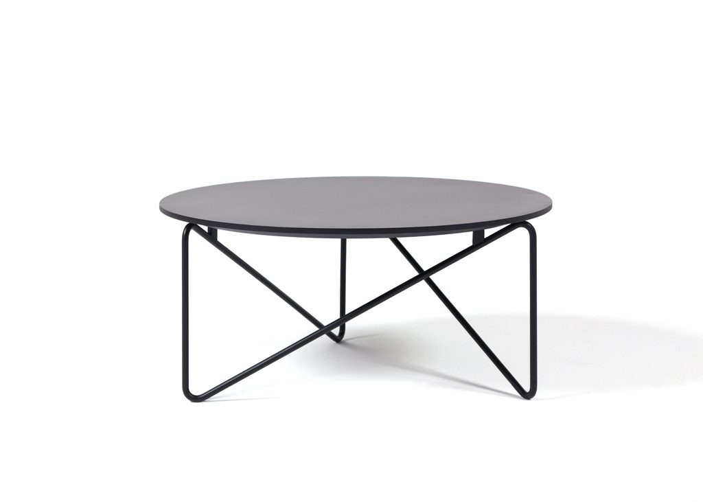 Polygon Table – Bonaldo Montréal