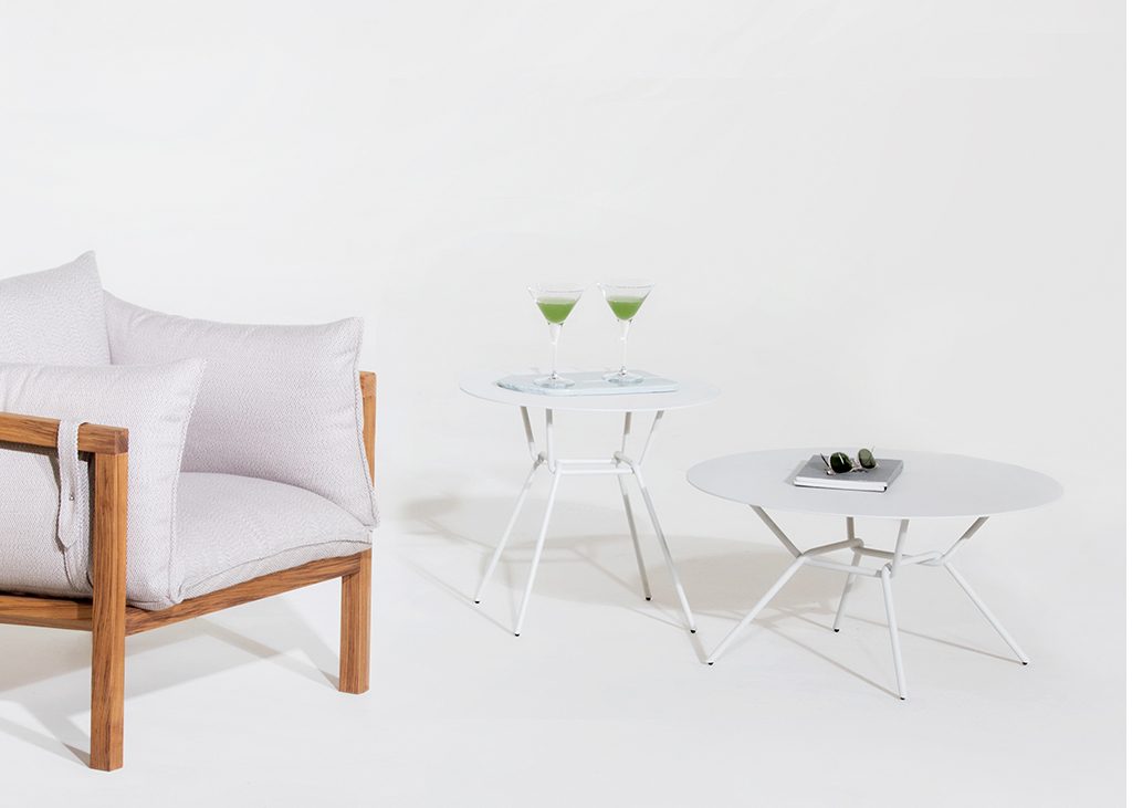 Strain Table – Outdoor – Bonaldo Montréal