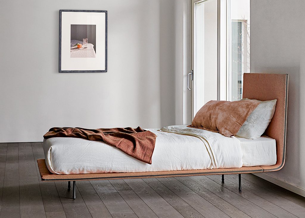 Thin Single bed – Bonaldo Montréal