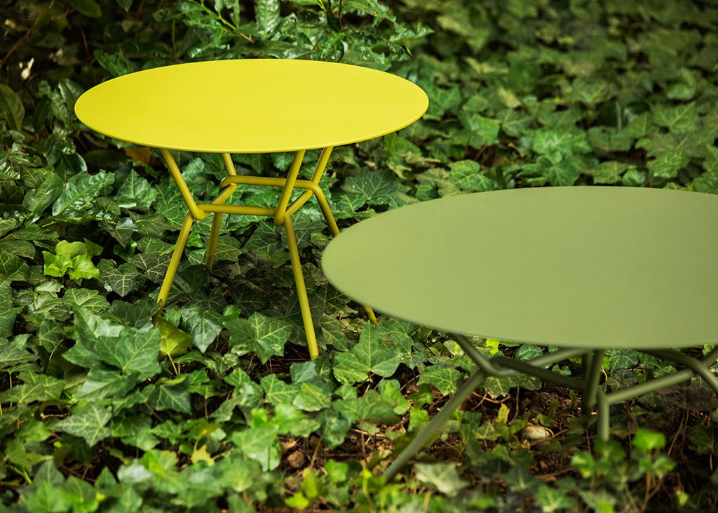 Strain Table – Outdoor – Bonaldo Montréal