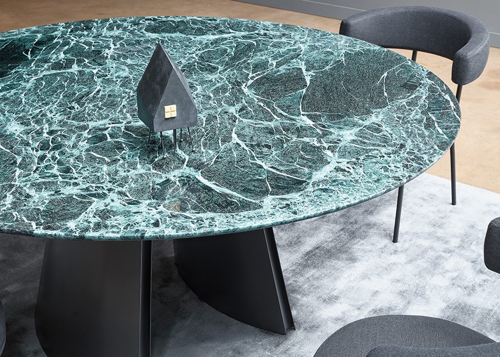 Torii Round Table – Bonaldo Montréal