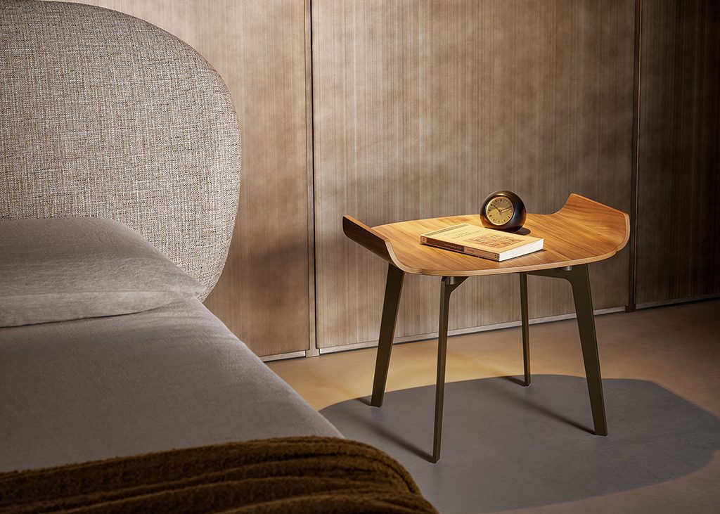 Olos Bedside table – Bonaldo Montréal