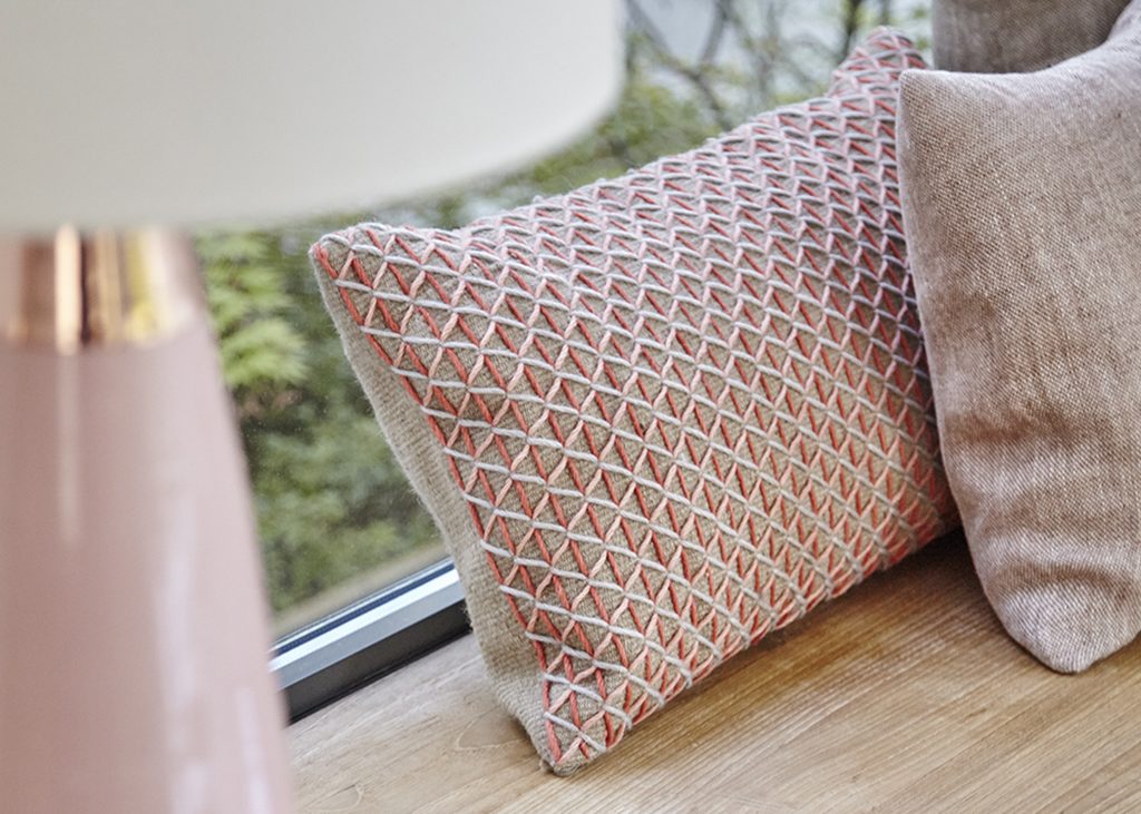 Raw Pillow – Bonaldo Montréal
