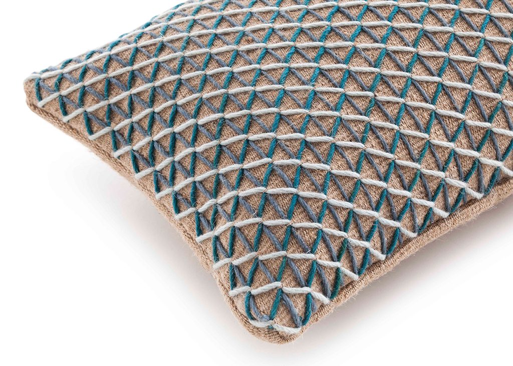 Raw Pillow – Bonaldo Montréal