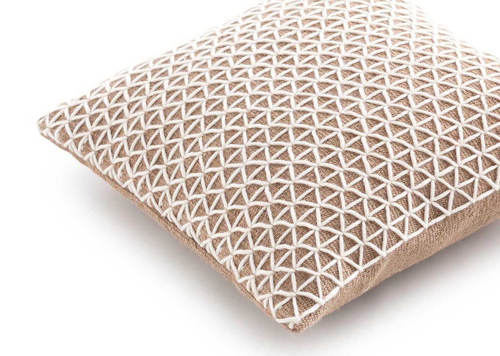 Raw Pillow – Bonaldo Montréal