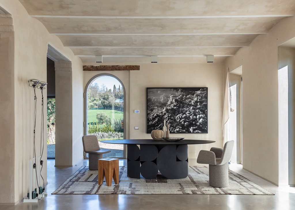 Shape Table – Bonaldo Montréal