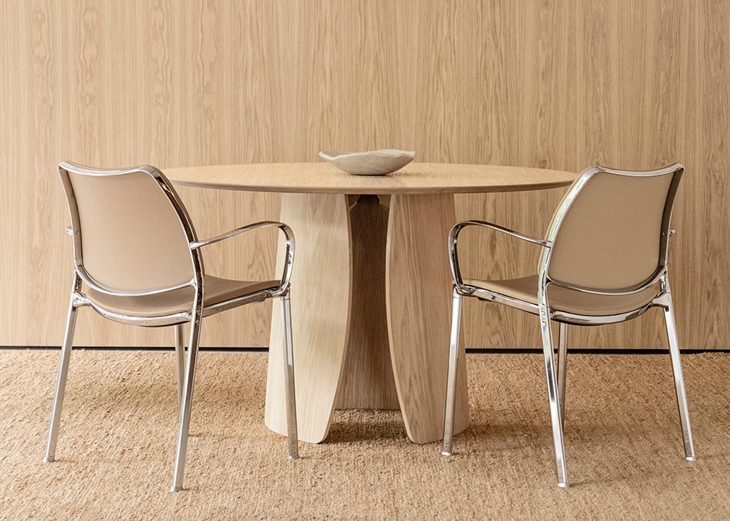 Petal Round Table – Bonaldo Montréal